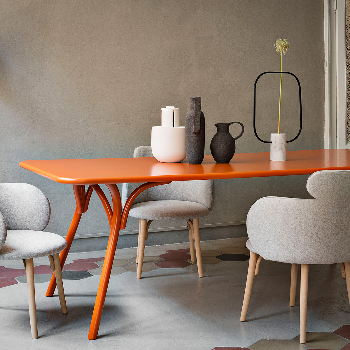 아치 다이닝 테이블 Arch Dining Table | LOMAD(로마드) - 소유의 타이밍