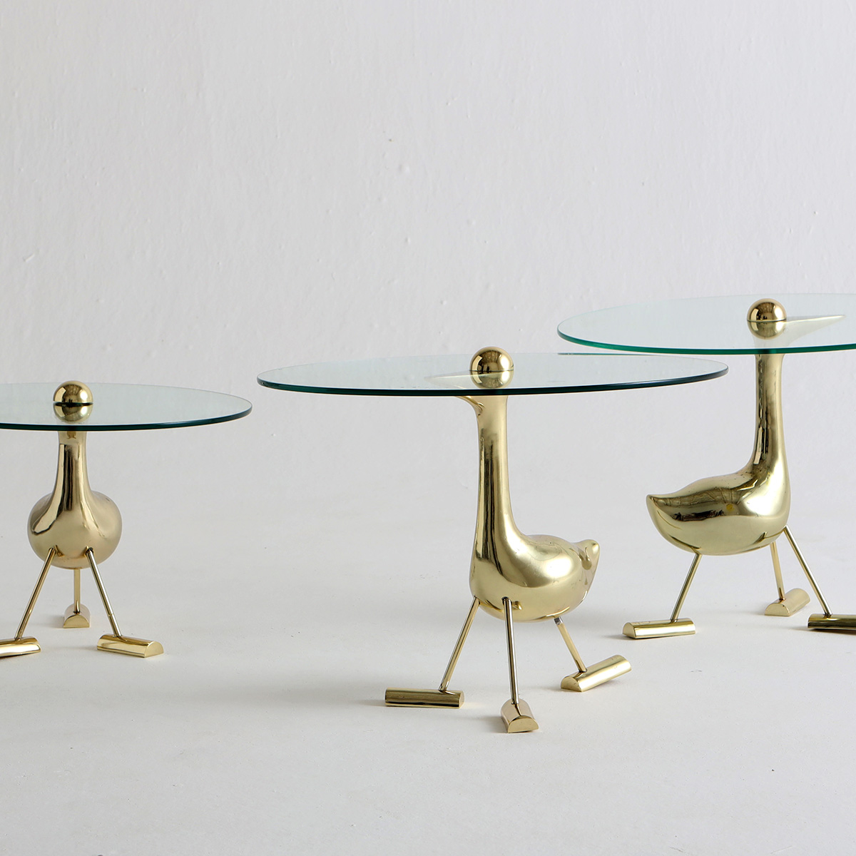 파페라 테이블 Papera Table | LOMAD(로마드) - 소유의 타이밍