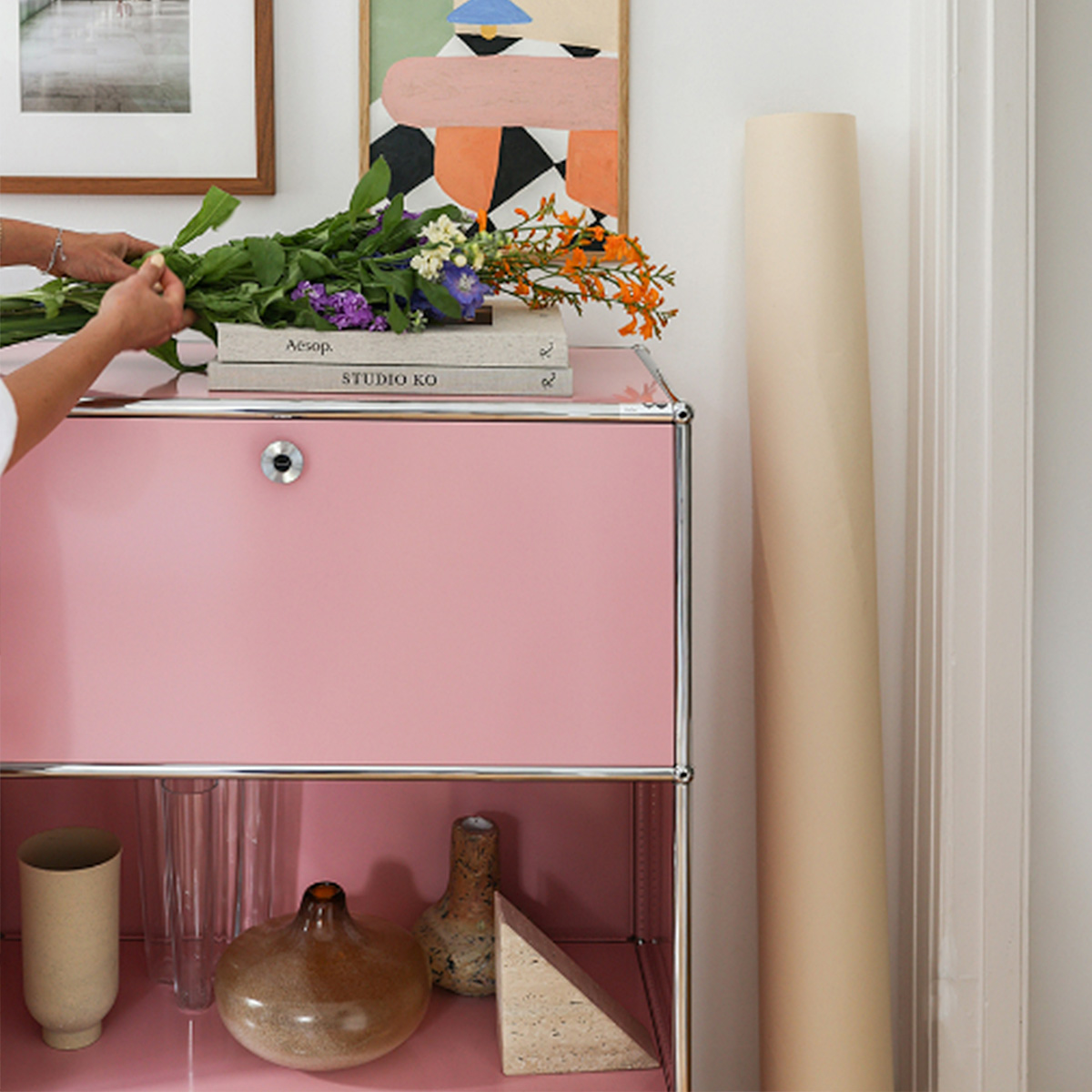 할러 스토리지 1X3 트루 핑크 (W77.3 X D37.3) | LOMAD(로마드) - 소유의 타이밍