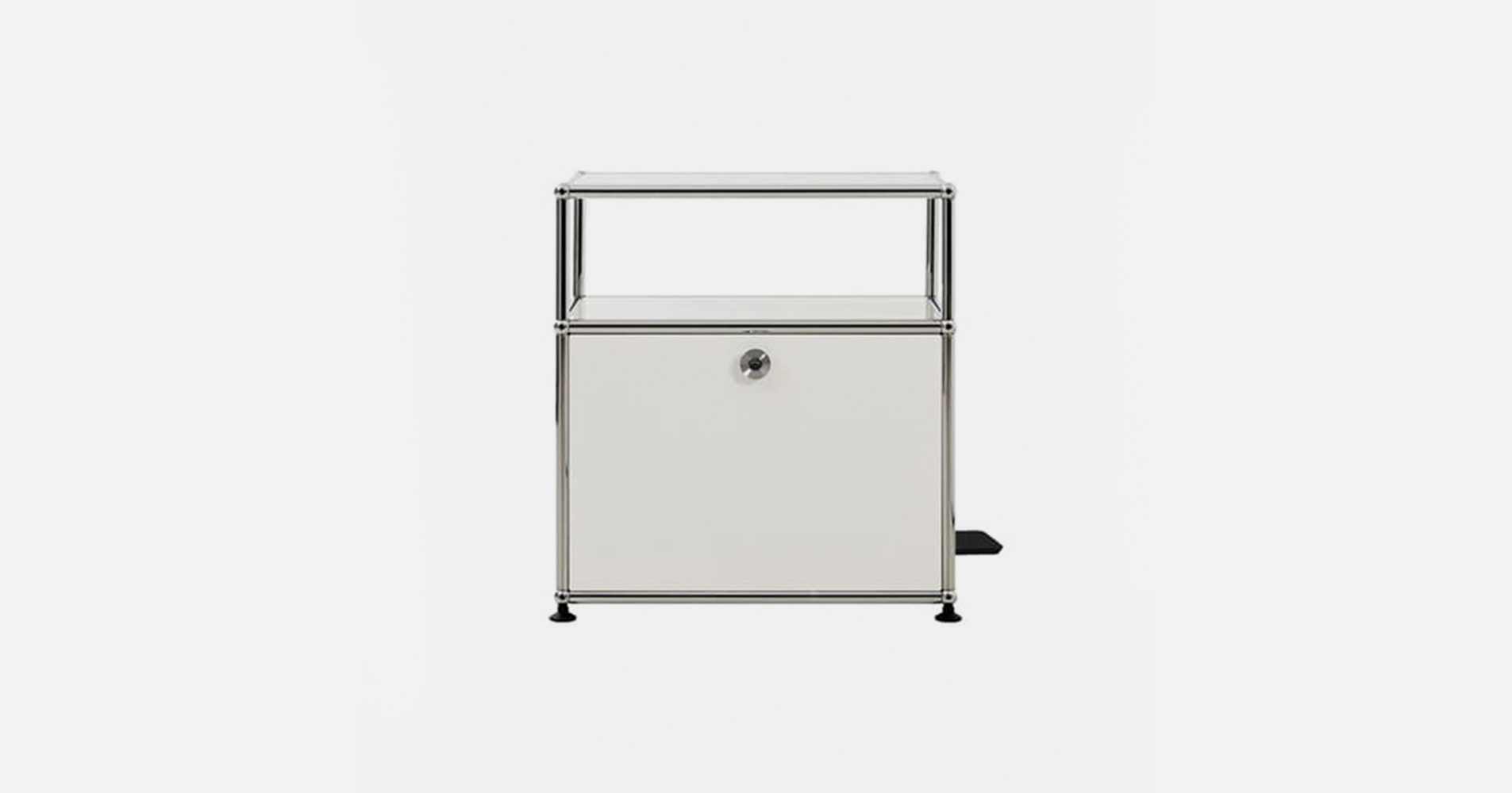 할러 스토리지 E 베드사이드 테이블A USM Haller E Light Bedside Table A | LOMAD(로마드) - 소유의 타이밍