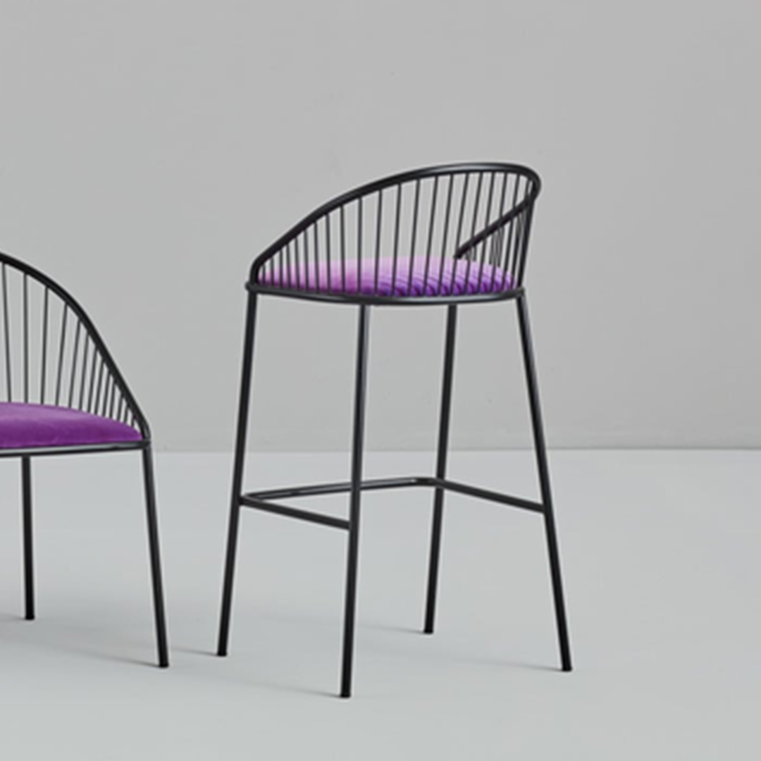 아고라 바 스툴 Agora bar stool | LOMAD(로마드) - 소유의 타이밍